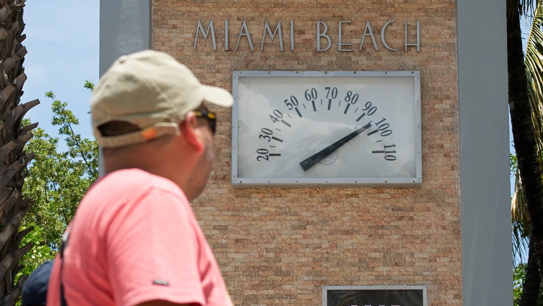 Heavy rain to bring flooding risk to South Florida next week