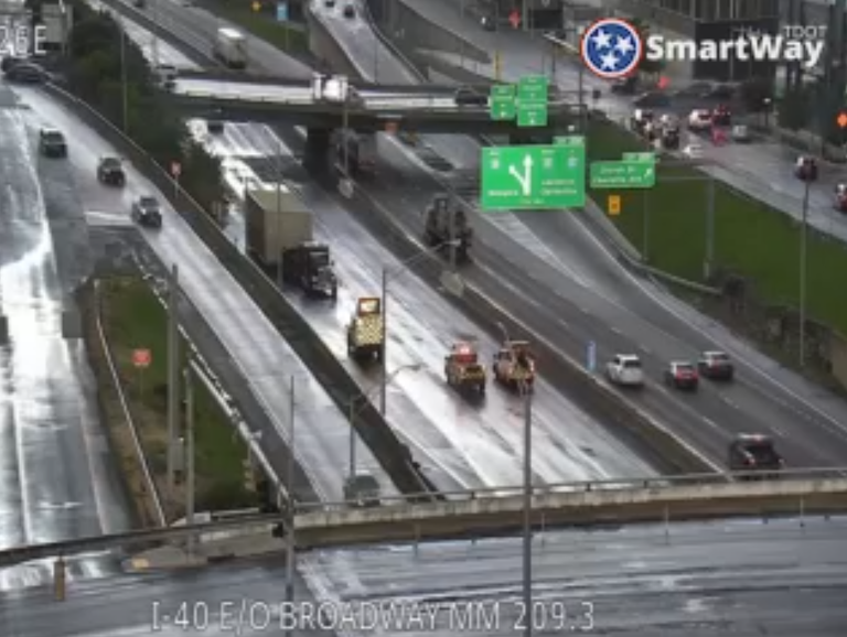 Oversized load temporarily closes I-40 in downtown Nashville