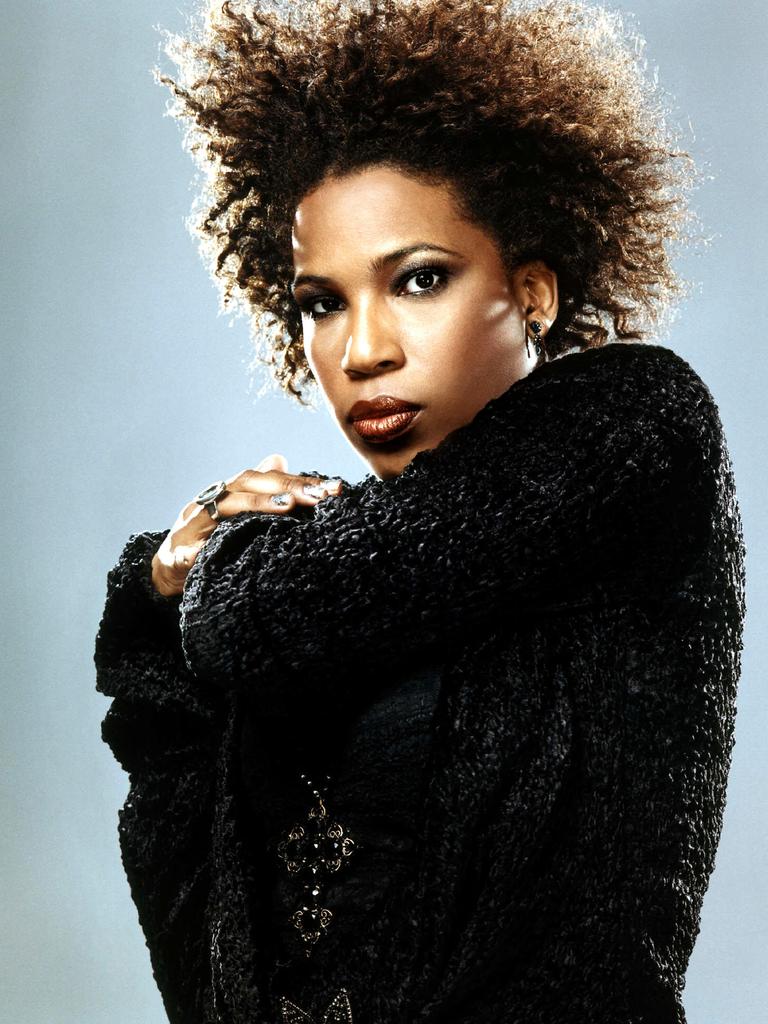 US artist set to headline NFL MCG game