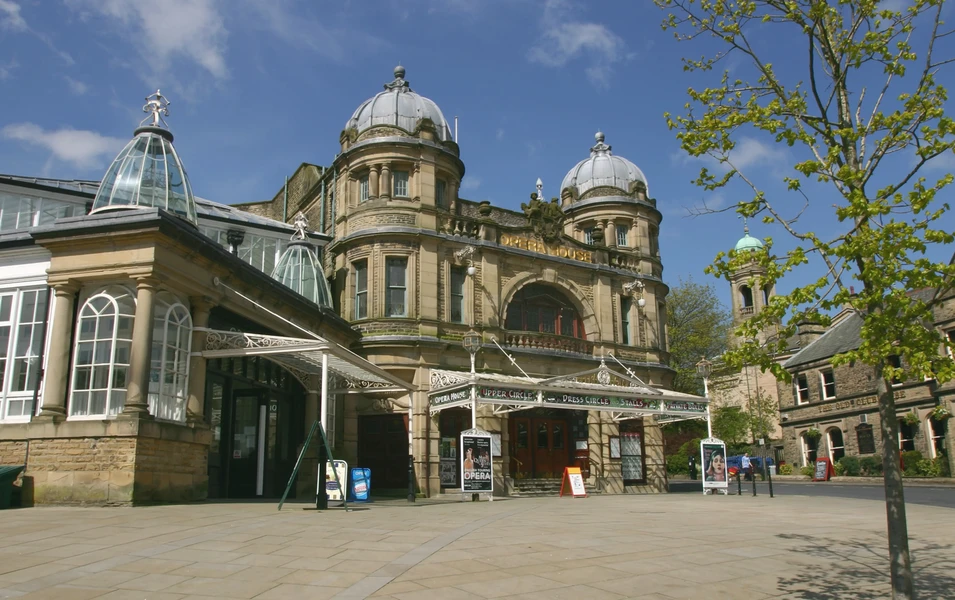Buxton playwriting winner to debut comic monologue at Fringe