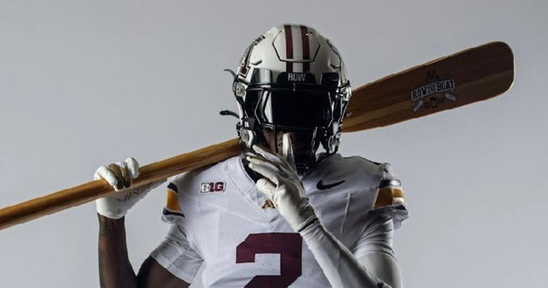 Texas WR Kevin Ferrygood commits to Minnesota