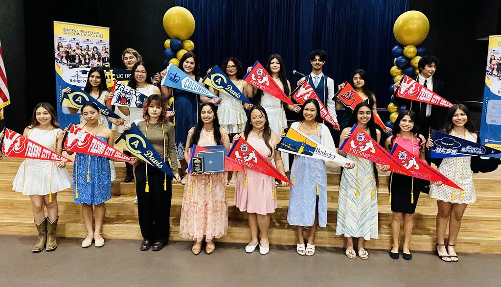 Bridge-to-College nonprofit hosts senior scholarship dinner honoring ...