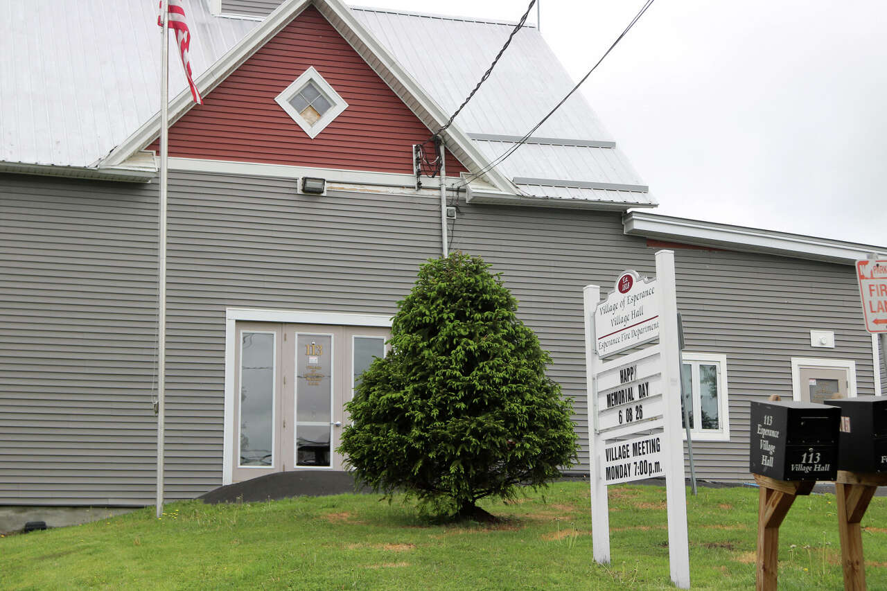 Ex-Esperance fire chief charged with stealing $10K from EMS, memorial fund