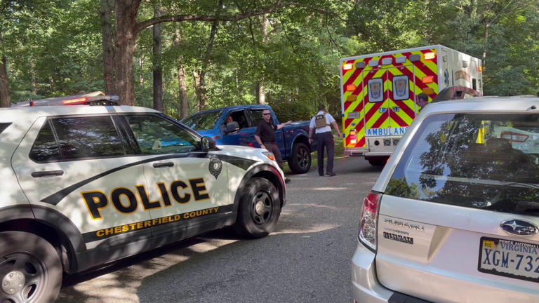 Two officers, one K-9 injured after shooting in Chesterfield