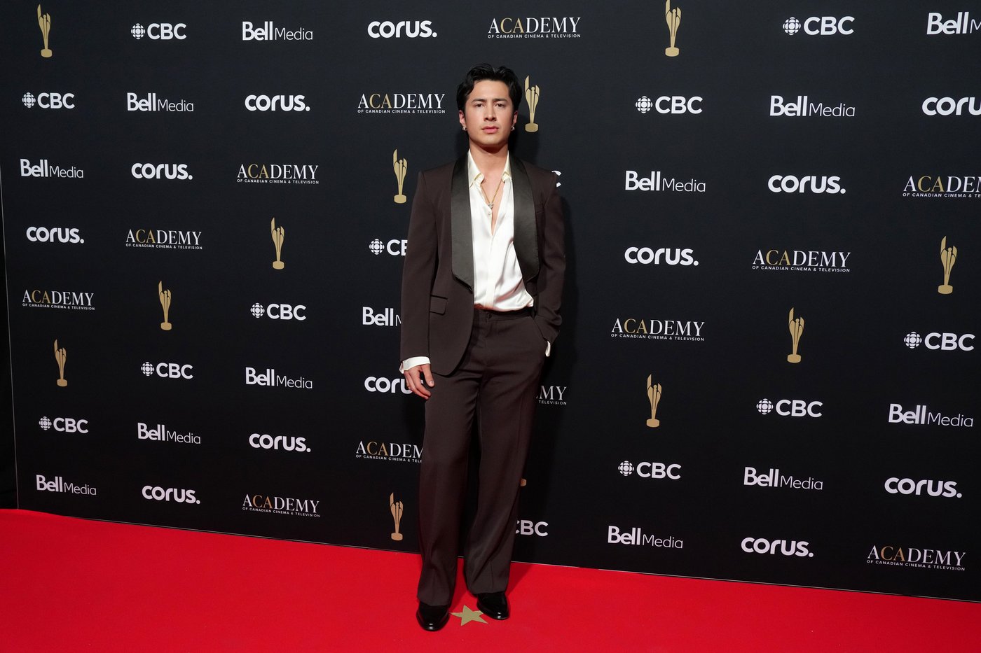 'Heated Rivalry' wins best drama, 'North of North' wins best comedy at ...