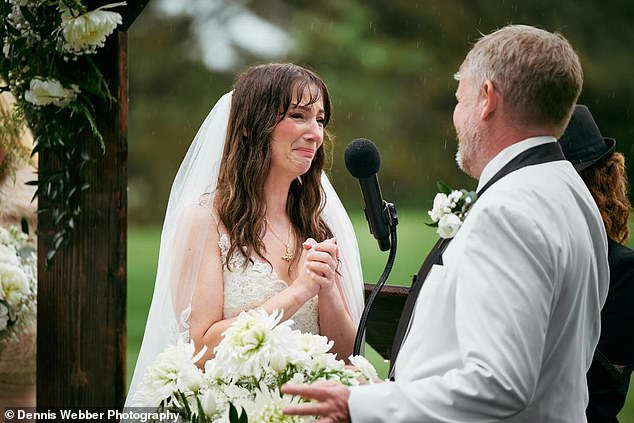 James Van Der Beek's first wife Heather McComb marries three months ...