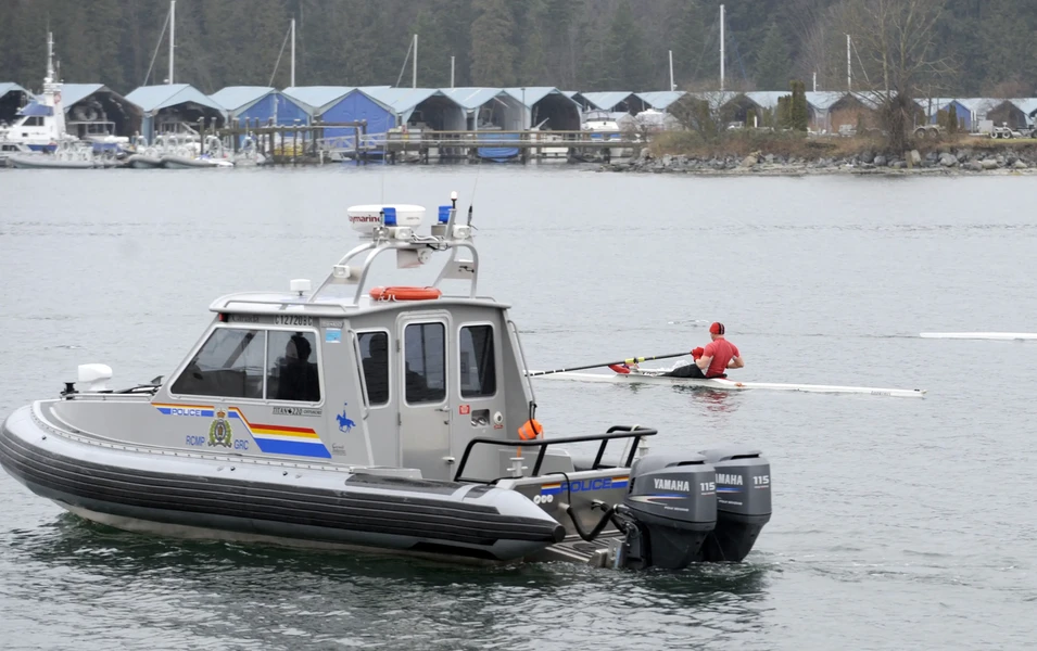 RCMP resume search for missing paddleboarders near Squamish lake