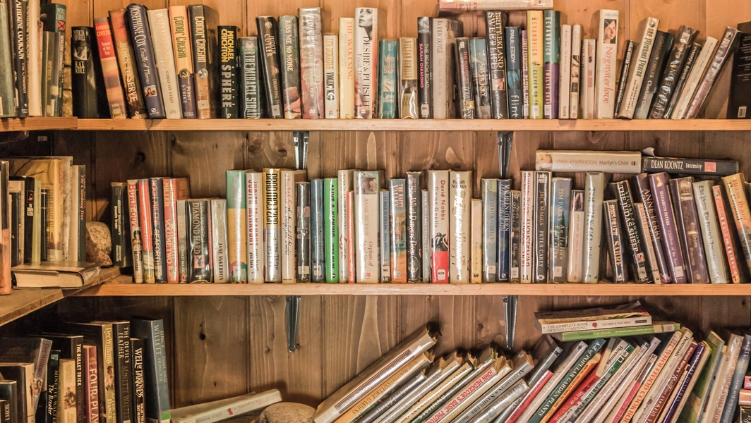 18 influential books shaping American thought
