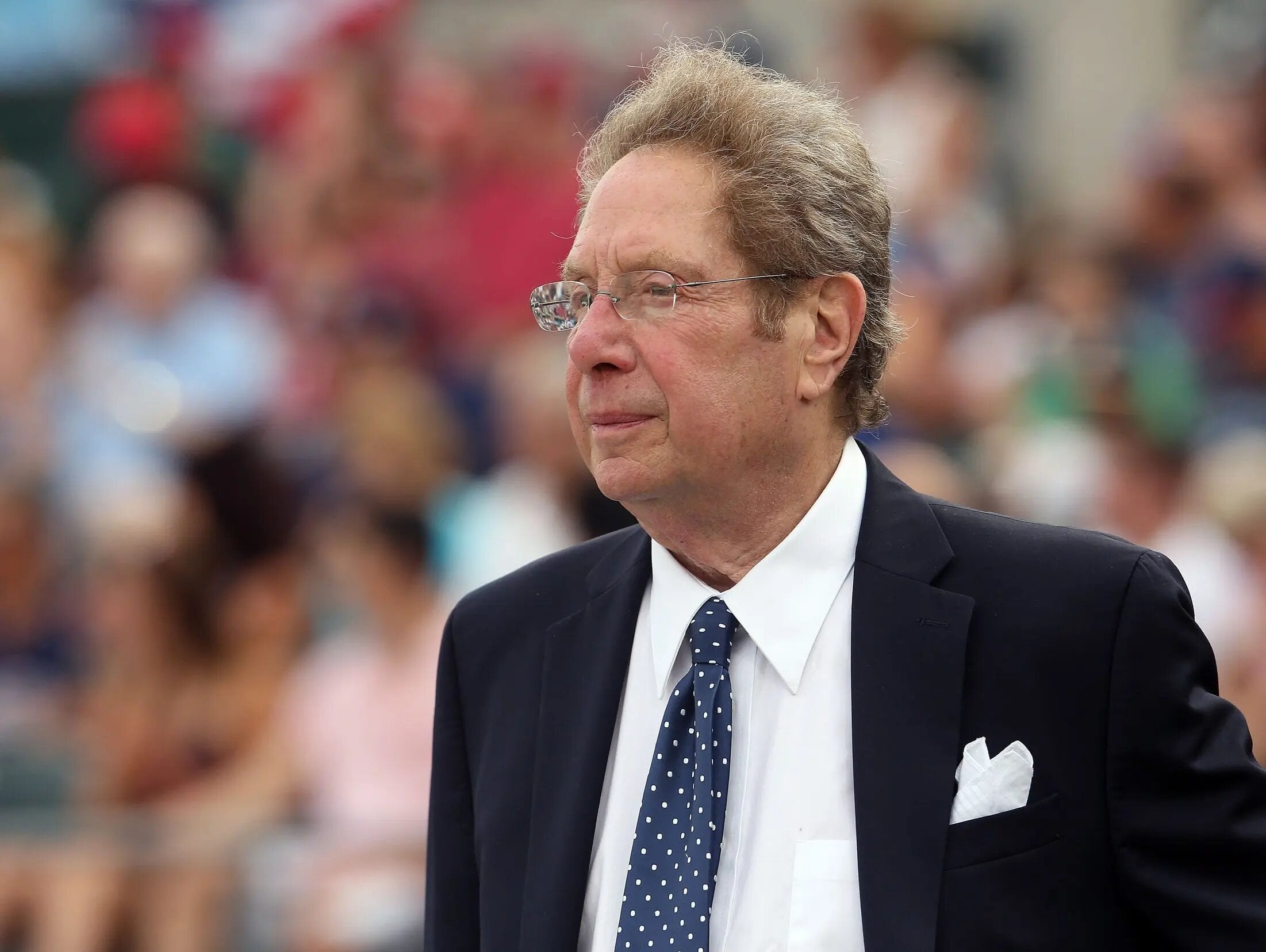Sports world reacts to legendary baseball announcer’s passing