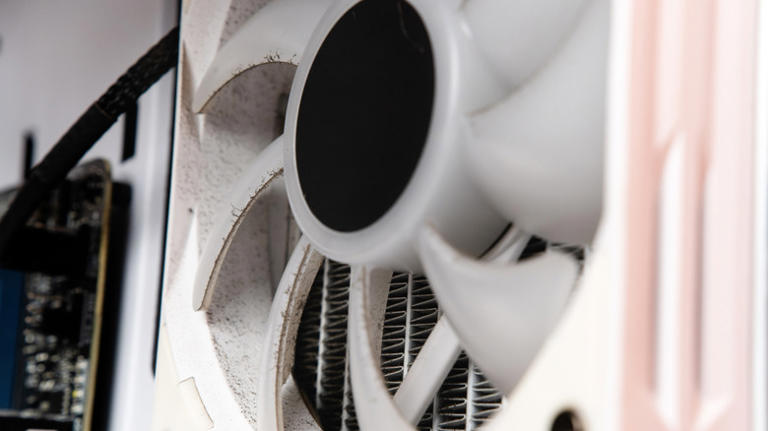 5 disadvantages of liquid cooling you need to know about