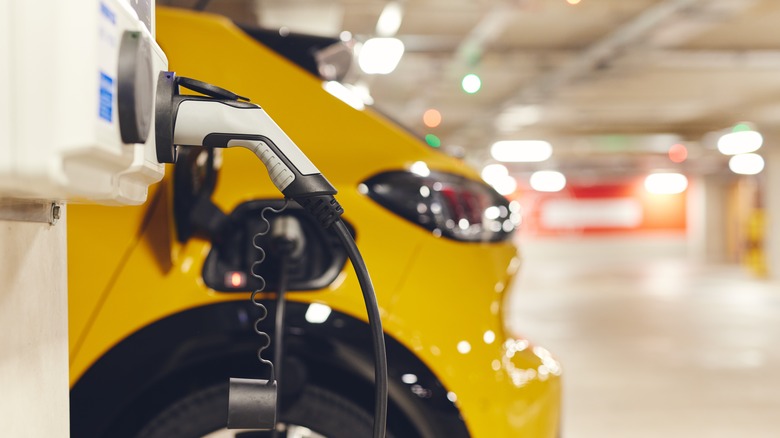 6 things every EV owner needs to know before installing a home charger