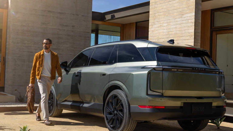 Toyota and Lexus recall 82,000 vehicles over instrument displays that ...