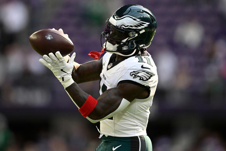 Patriots fans celebrate reported AJ Brown trade cost
