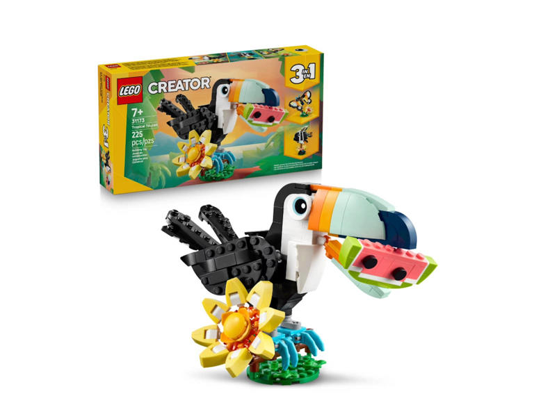 Discover Walmart's 225-piece toucan Lego set: Perfect gift for bird lovers!
