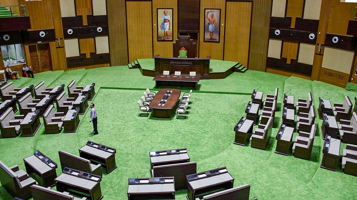 State assemblies sat less, passed more bills in 2025: Study