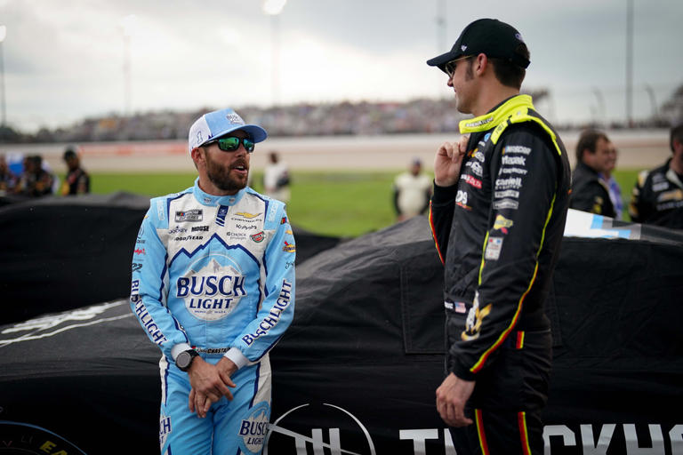 NASCAR's Cup Series race at Nashville Superspeedway starts after 80 ...