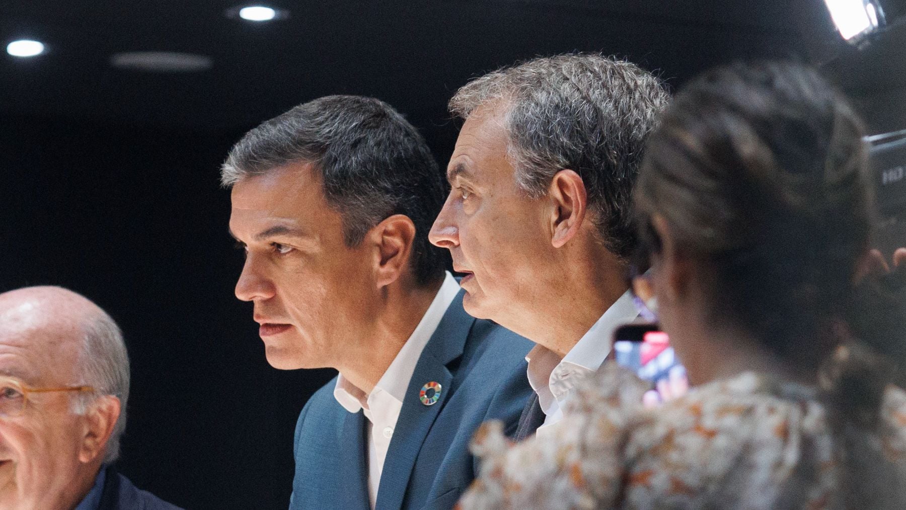 Zapatero preguntó varias veces al Gobierno en 2025 si el CNI le espiaba ...