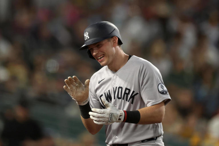 13 men score in historic third inning to lead Yankees to series win