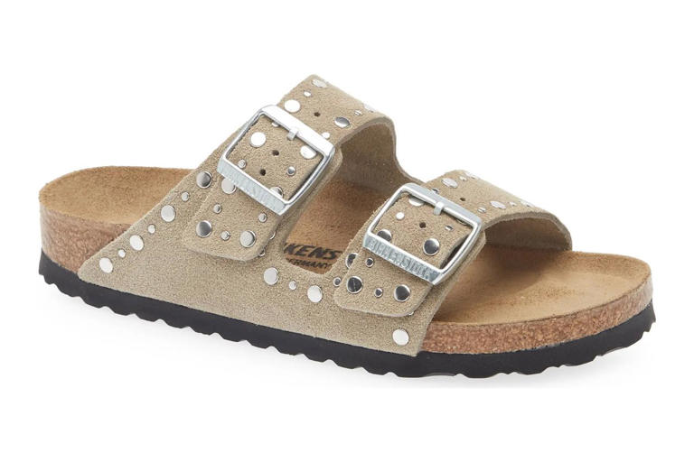 Jennifer Lawrence’s divisive, comfy dad sandals will be everywhere this ...