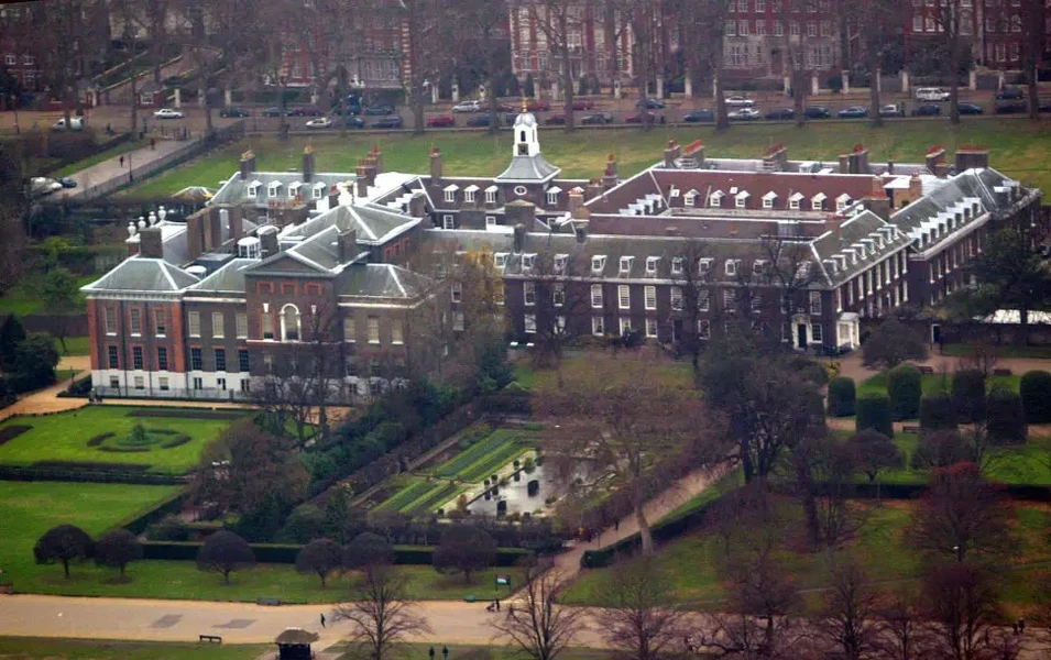 Royal protection officers lose palace access after misconduct probe