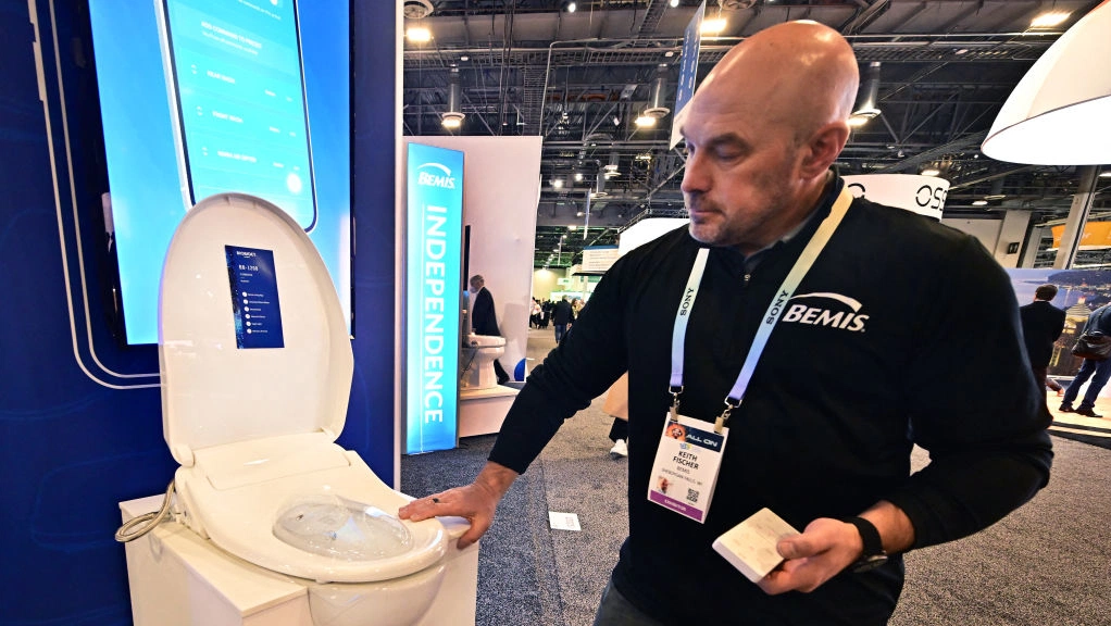 Smart toilets are changing bathroom life