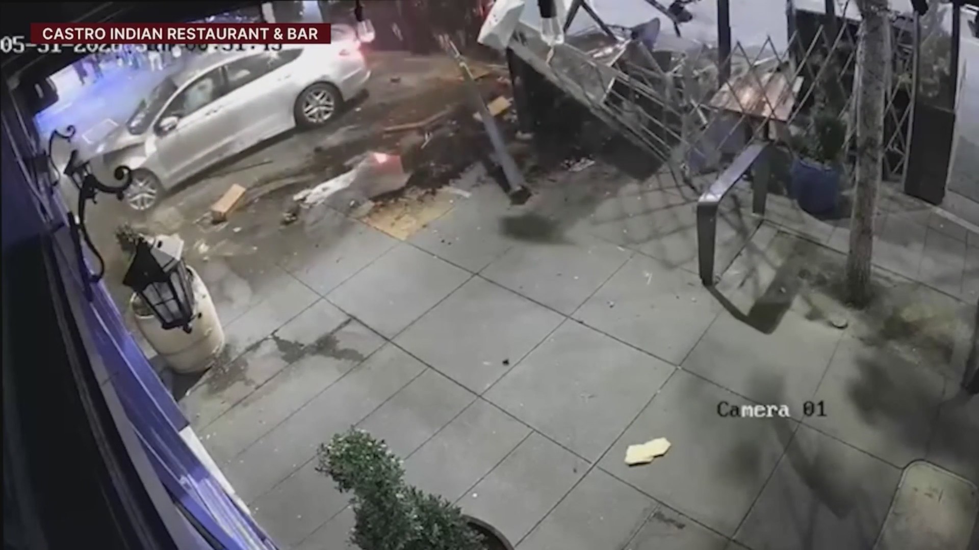 Car crashes into SF Castro restaurant, driver flees scene