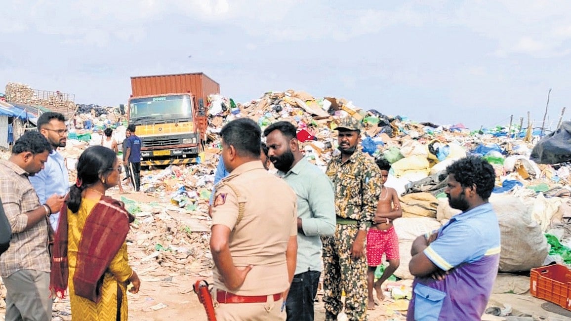 Six vehicles seized, FIR filed against illegal garbage dumping in Bengaluru