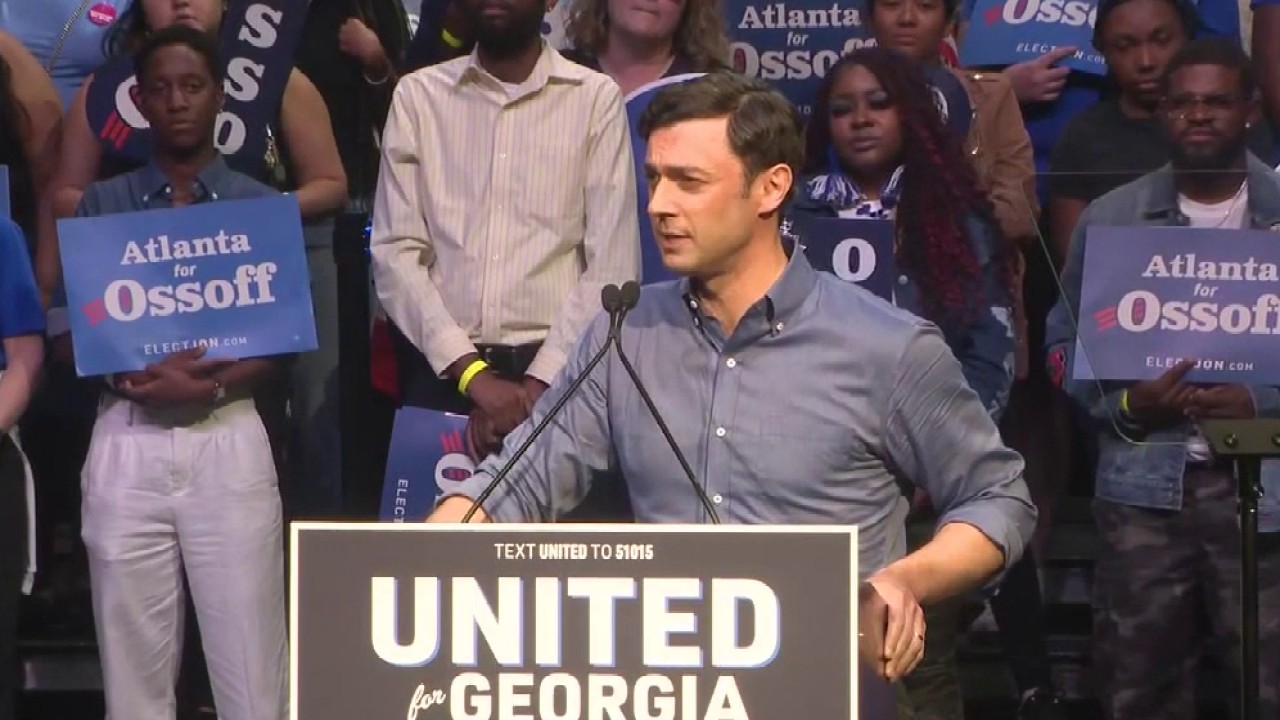Keisha Lance Bottoms joins Sen. Ossoff at Atlanta campaign event