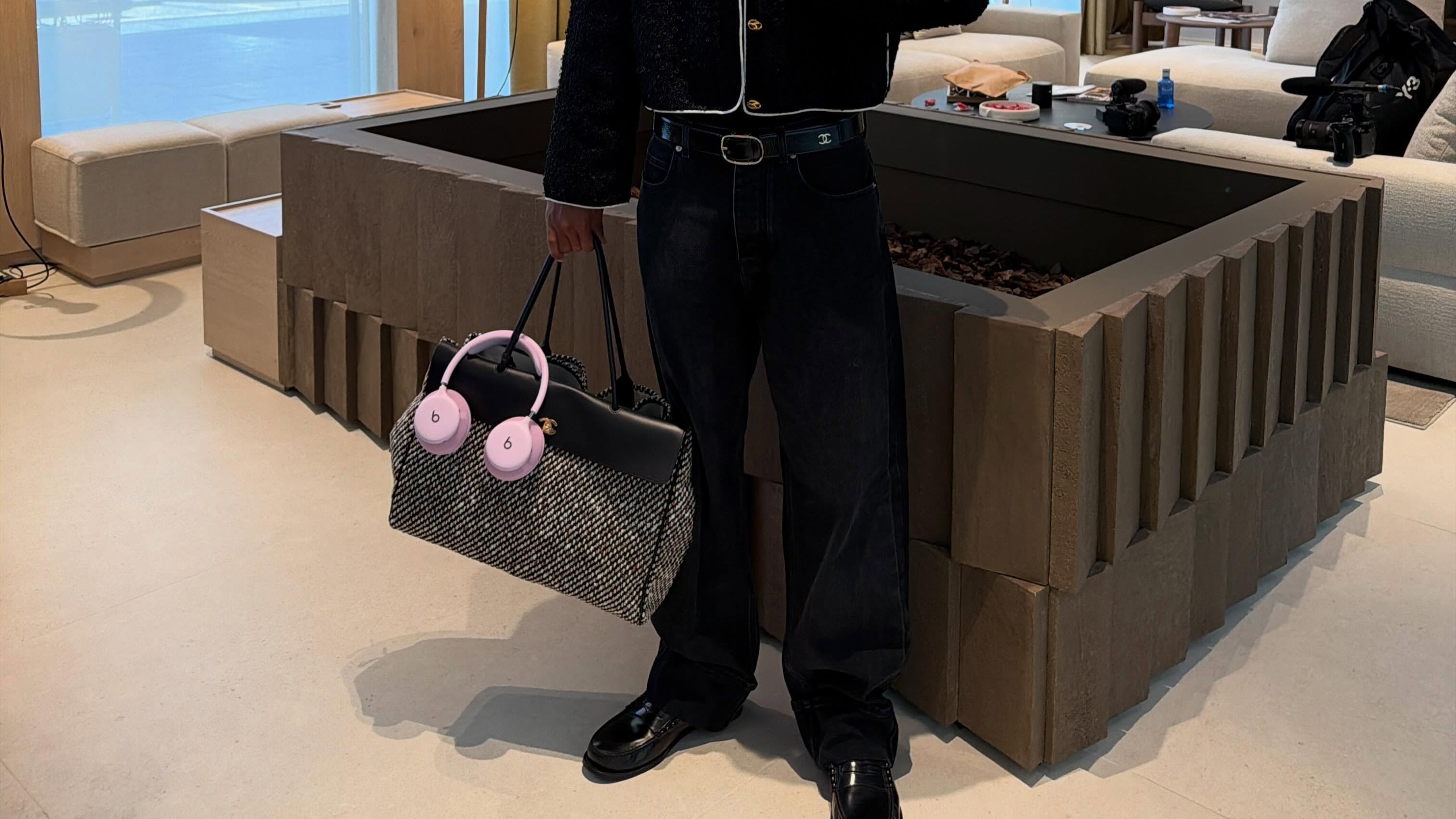 New Apple Beats headphones teased by post ahead of the World Cup