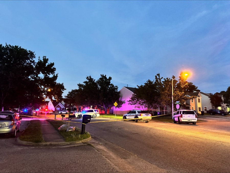Active scene: Gunshot incident on Warwick Drive in Virginia Beach