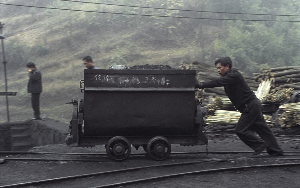Illegal mine collapse in Yunnan kills five, injures one