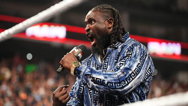 Brock Lesnar defeats Oba Femi and avenges WrestleMania loss