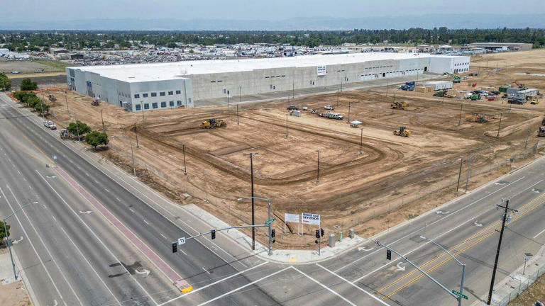 This new Amazon facility will be Fresno's 5th. How many jobs has ...