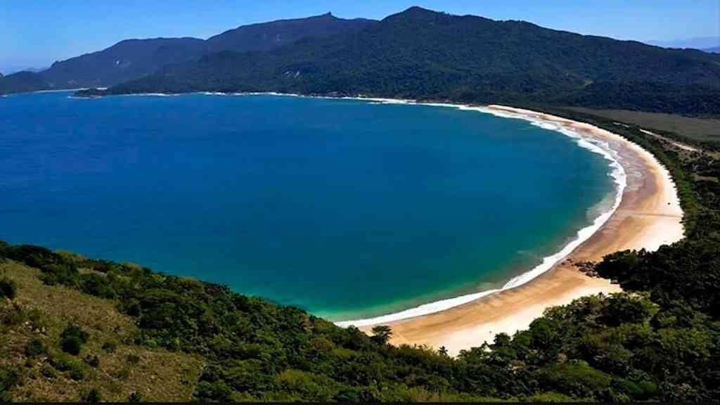 Angra dos Reis passa a cobrar taxa de turistas