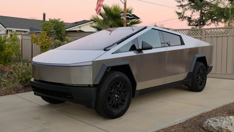 Tesla just slashed $15,000 off the tri-motor Cyberbeast and pushed the ...