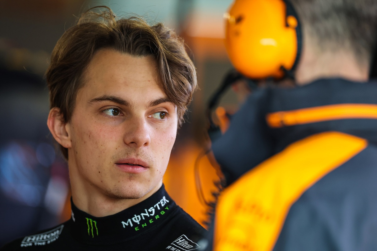 Oscar Piastri stunned by Isle of Man TT riders in first visit with Mark ...