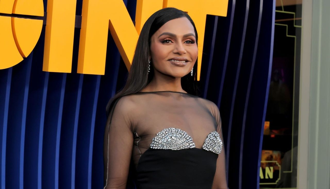 Mindy Kaling rompe el silencio sobre su cambio físico y revela por qué ...