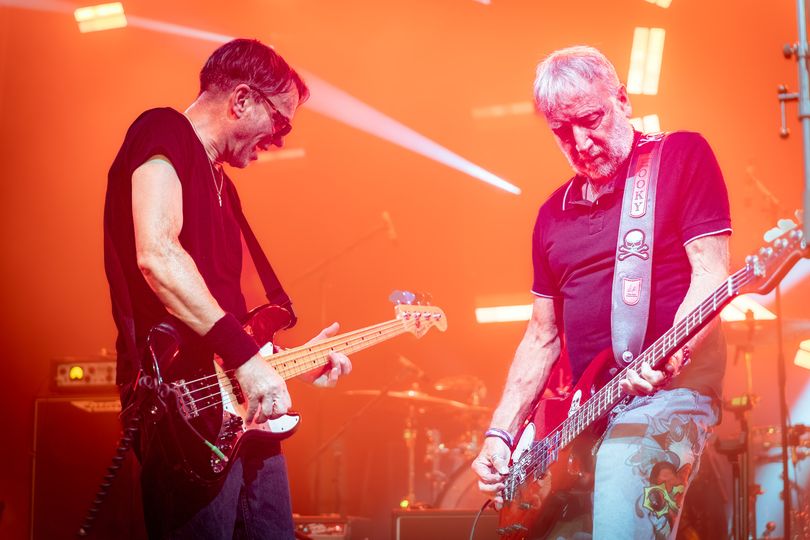 50 mad for it photos as Manchester unites in tribute to Stone Roses ...