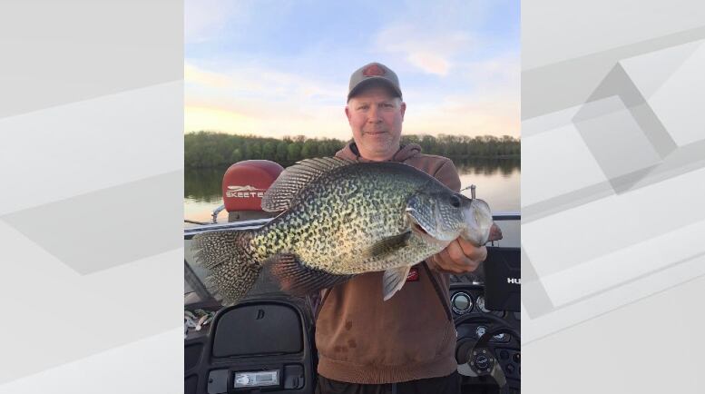 Record-breaking crappie caught in Minnesota