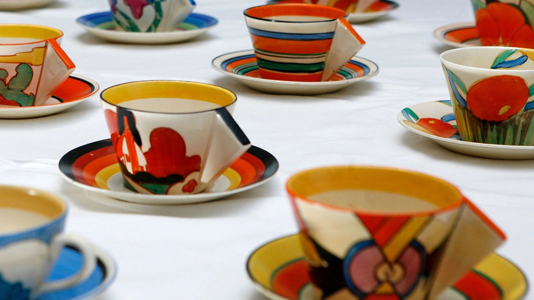 8 vintage plates worth a fortune