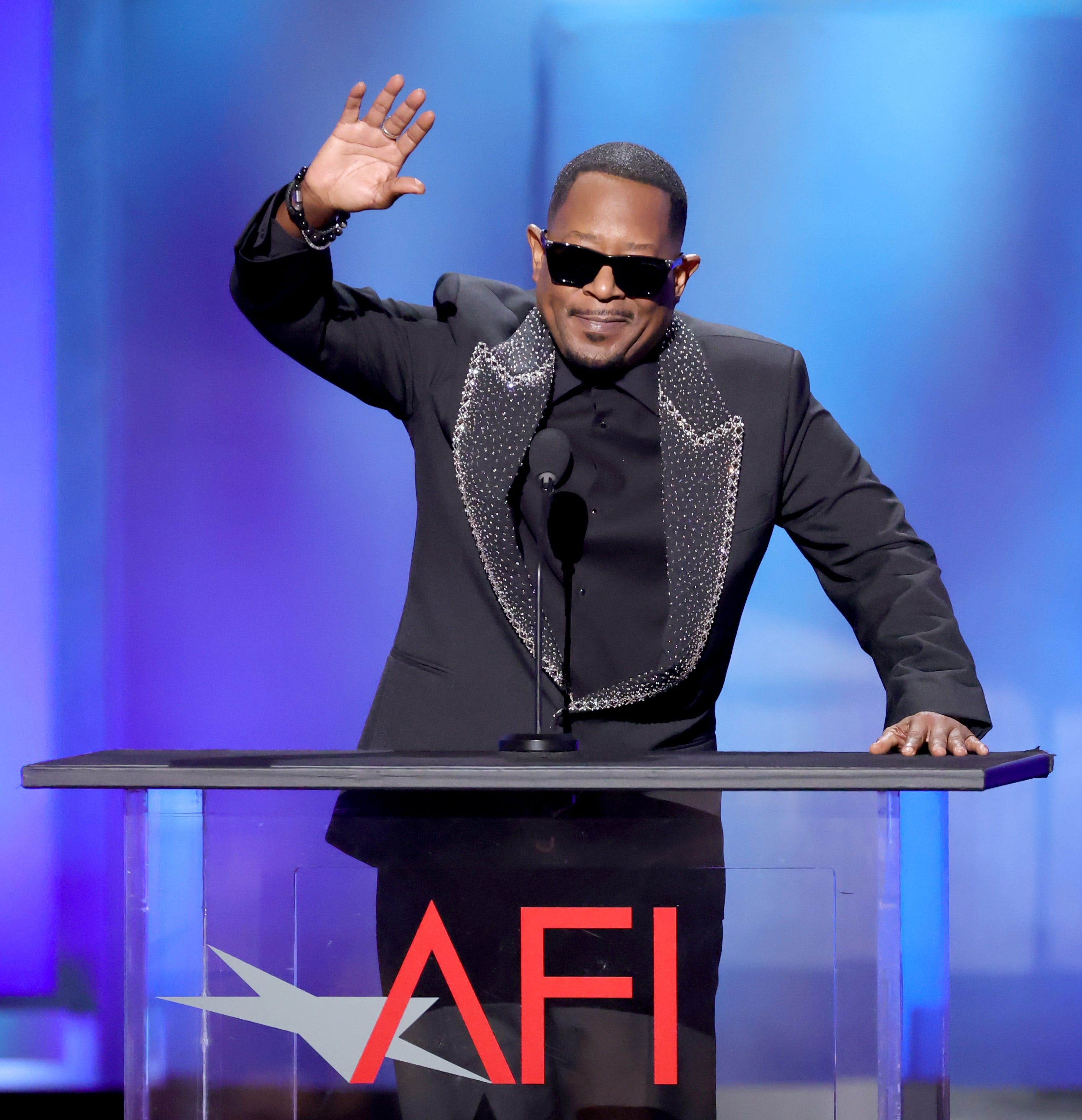 Martin Lawrence's photo snub story tops Eddie Murphy tribute