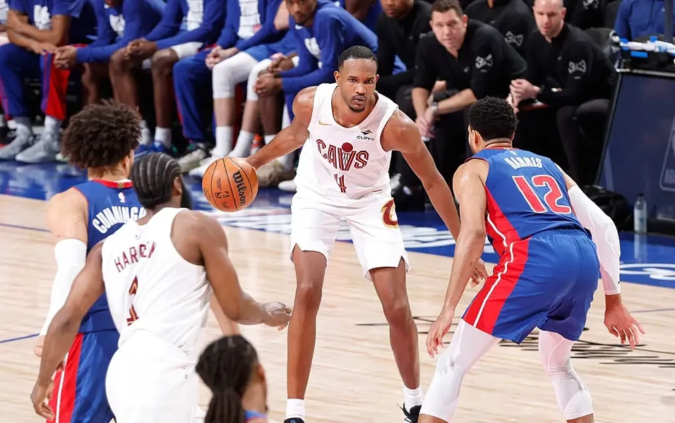 Cavaliers weigh GM candidates as Mobley remains untouchable