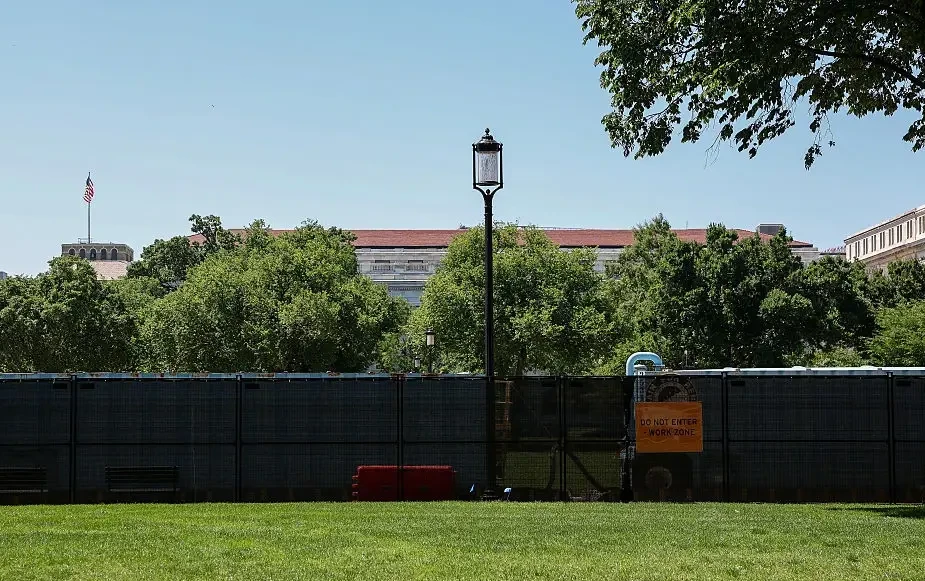 Trump to headline 250th anniversary fair after artist exits