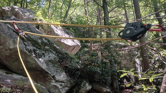 High Line rope rescue team extricates injured climber along New River