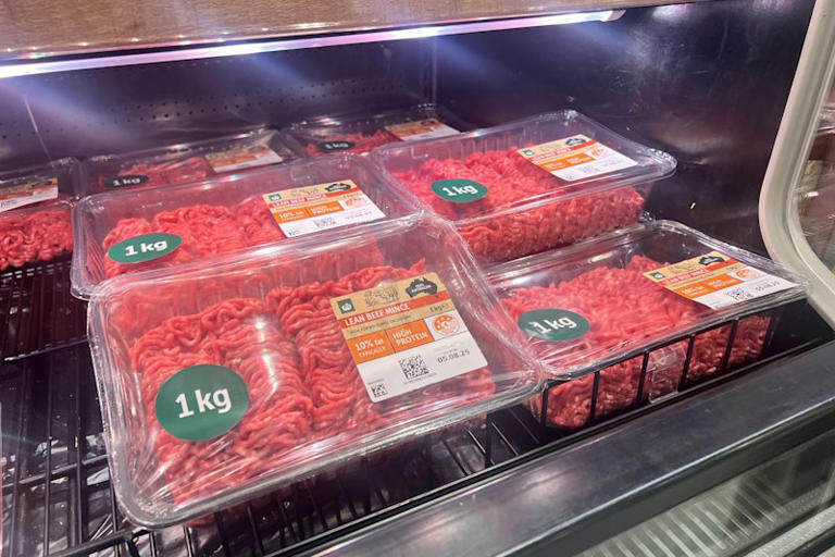 Extreme way Aussie shoppers are saving on beef and meat – stacking up ...