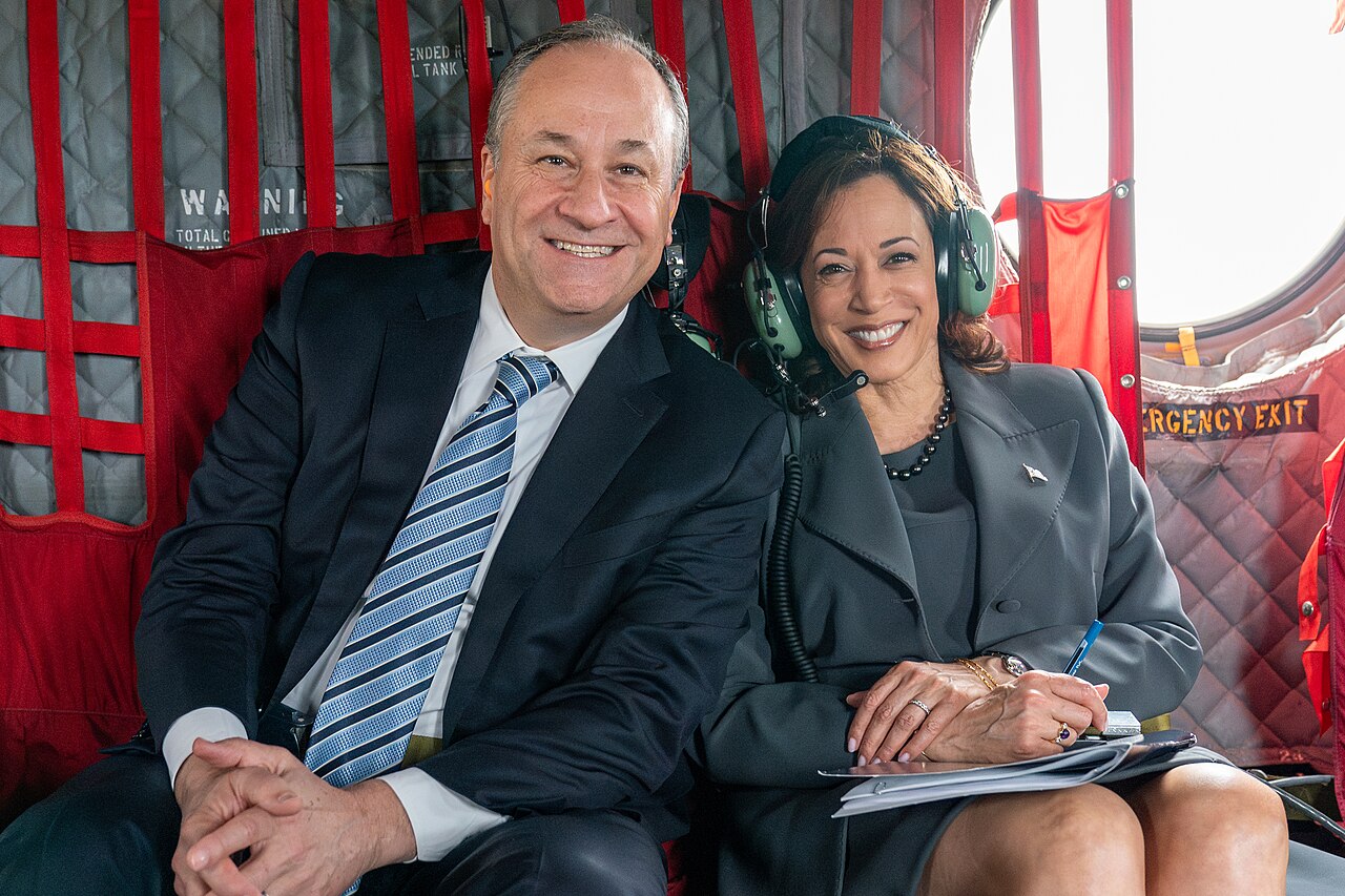 Kamala Harris, Doug Emhoff divorce rumours: Critics claim 2028 ...