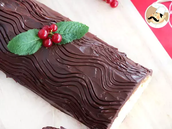Tronco de Navidad relleno de chantilly