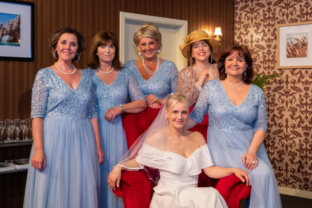 Van bruidzilla’s tot Marie-Antoinette: EWT trekt alle registers open in ...