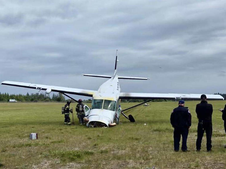Pilot injured after plane misses airport runway in Mason County ...