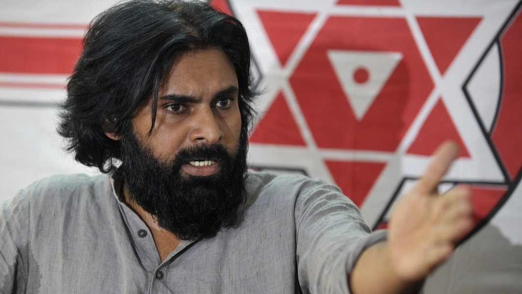 Pawan Kalyan joins film and political leaders in mourning Ajith’s mother